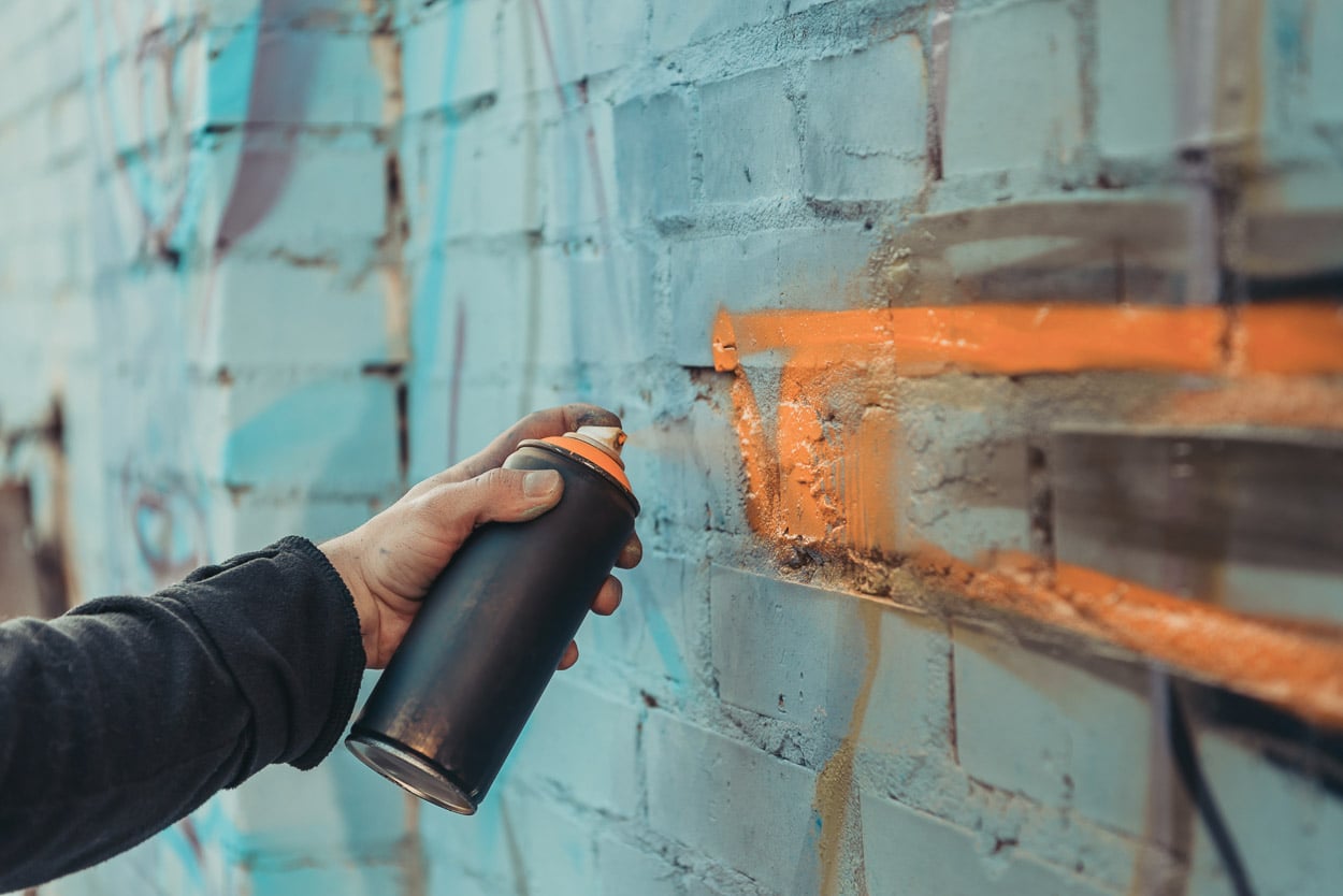 Hoeveel kost graffiti verwijderen voor bedrijven? | Klien